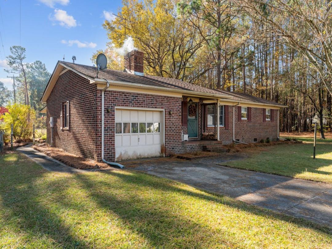 Eure, NC - 1.99 acres | Land and Farms Realty